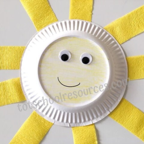 Sweet Sunshine Craft: Easy Paper Plate Sun Craft - totschoolresources.com