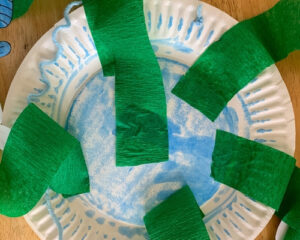 Fish Mobile Craft {for preschoolers} - totschoolresources.com