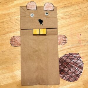 Easy Paper Bag Beaver Craft {printable template} - totschoolresources.com