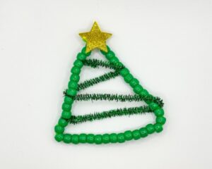 Simple Beaded Christmas Tree Craft - totschoolresources.com