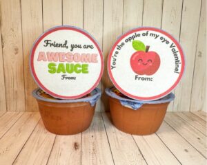 Cute Applesauce Valentine Printable {Pouch or Cup} - totschoolresources.com