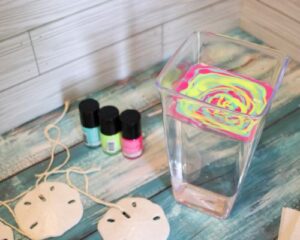 Hydro Dipped Sand Dollar Craft {with nail polish} - totschoolresources.com